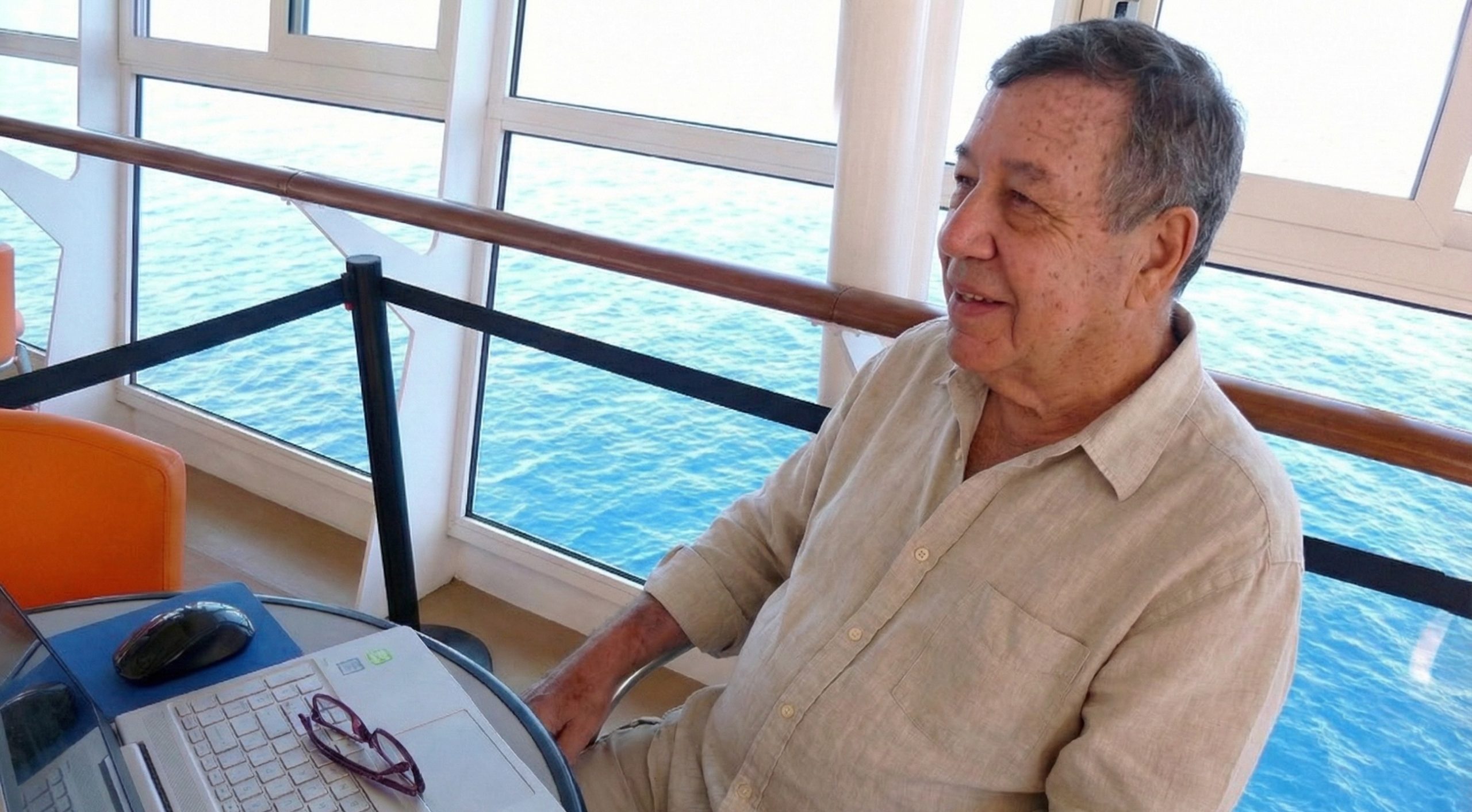 Après 23 ans de vie en croisière, cet homme subit des conséquences ...