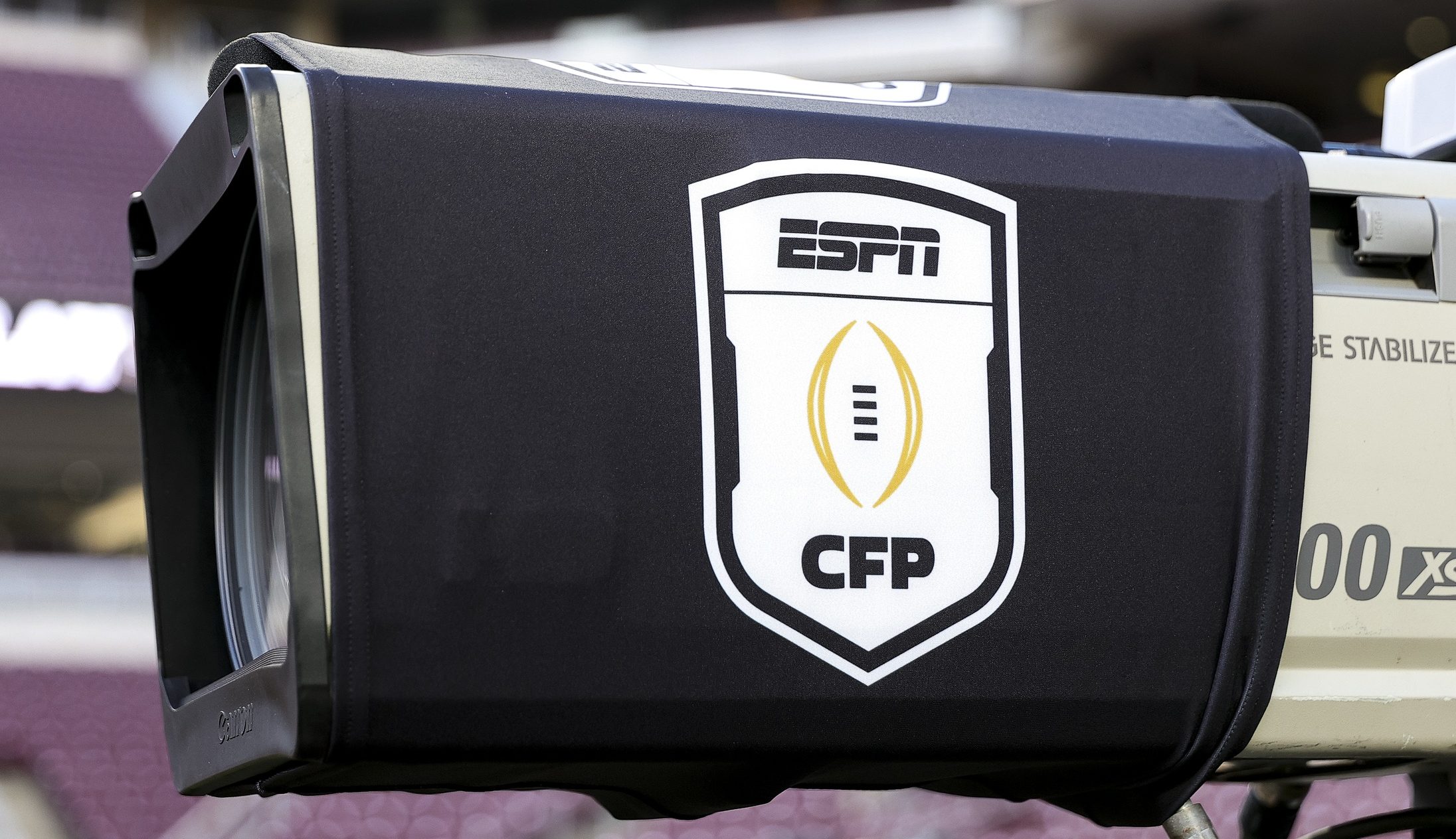 ESPN insider offers CFP expansion news