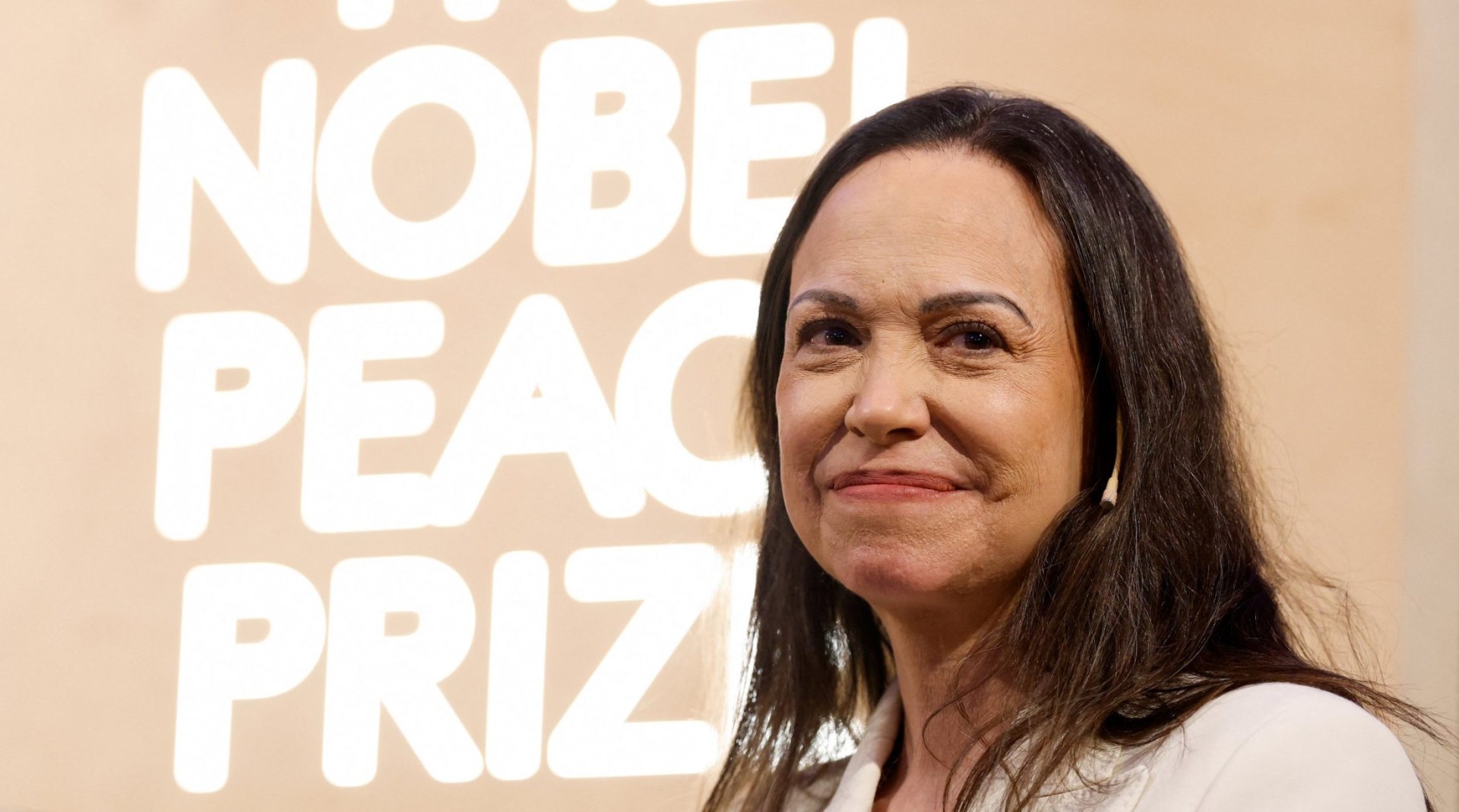 Nobel winner offers Trump her peace prize