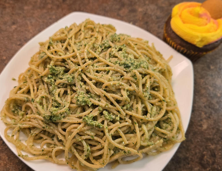 Buffalo Bills game-day food: Buffalo pesto
