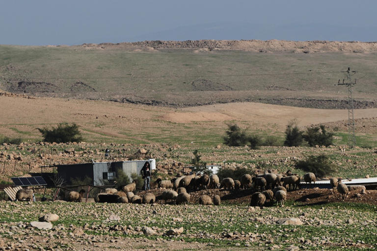 Settler violence in the Jordan Valley expels Palestinians from one of ...