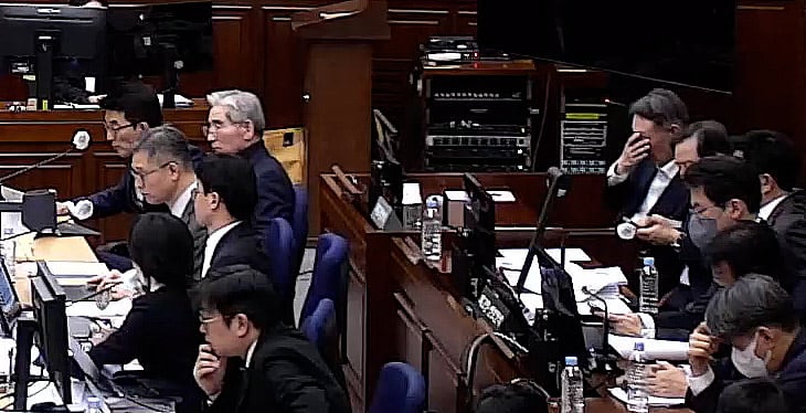 Editorial: What’s the point of Yoon’s disgraceful trial tactics