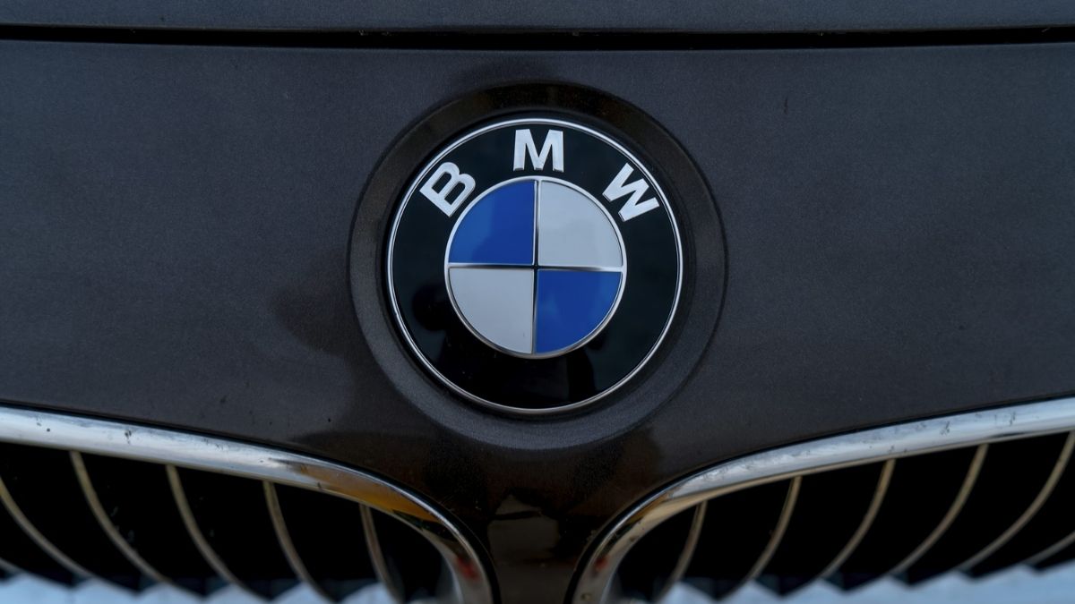 What is the full form of BMW?