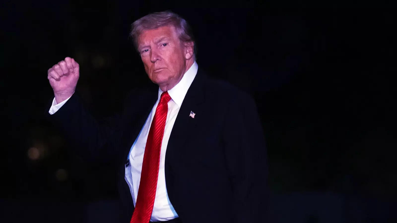 Trump suggests Cuba should strike a deal with US