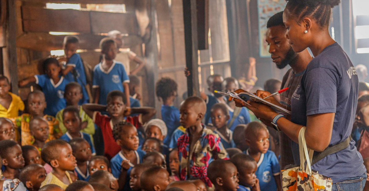 98 Arrested In Minnesota’s ‘Industrial-Scale’ $250M Fraud Scheme—85 Of ...