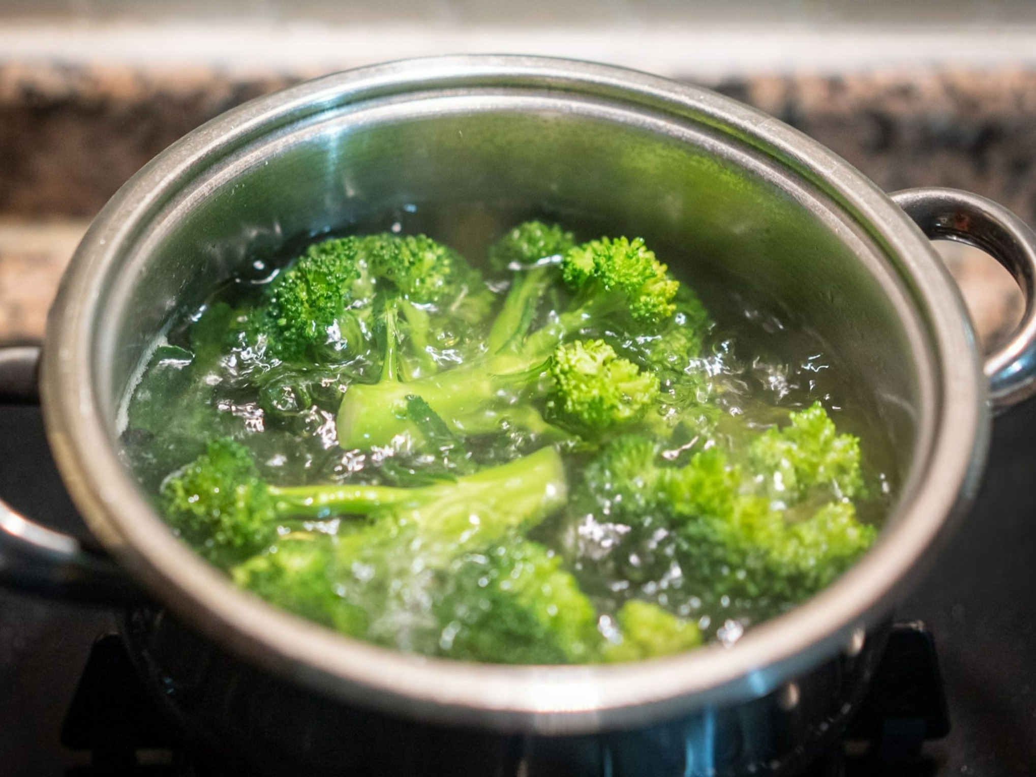 Tylko tak ugotowany brokuł wyjdzie ci na zdrowie. Nie będzie wzdymał i ...