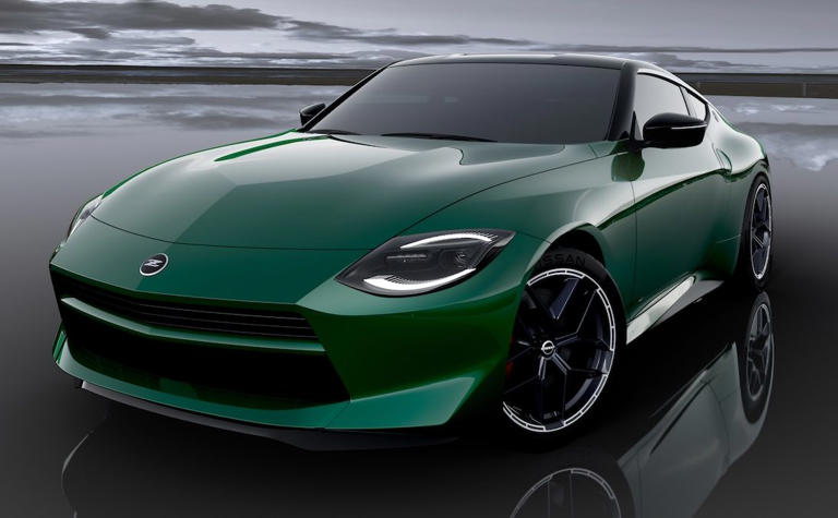 Everyone is wrong about the Z's Grille, Nissan got it right the first time