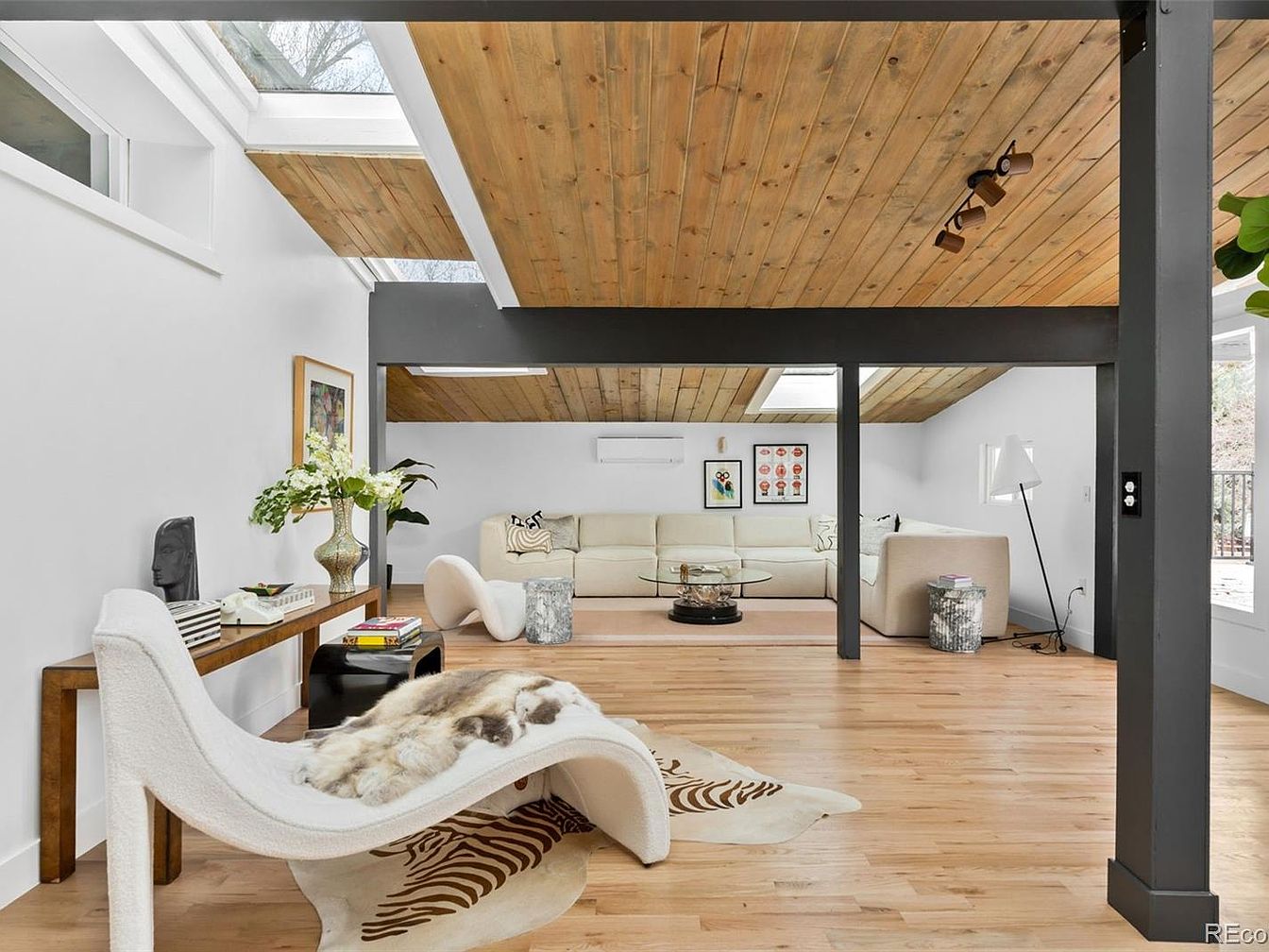 1964 mid century ranch in Boulder, Colorado, featuring vaulted ceilings ...