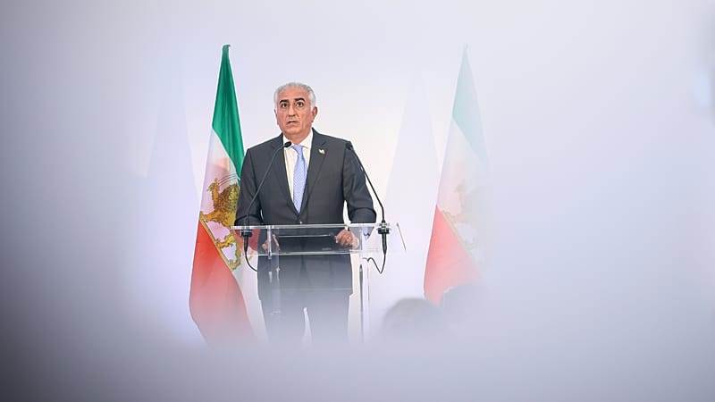 Who is Reza Pahlavi, heir to Persian throne, and what is his vision for ...