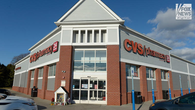 Ex-con charged in Christmas Day CVS robbery that left clerk fatally stabbed