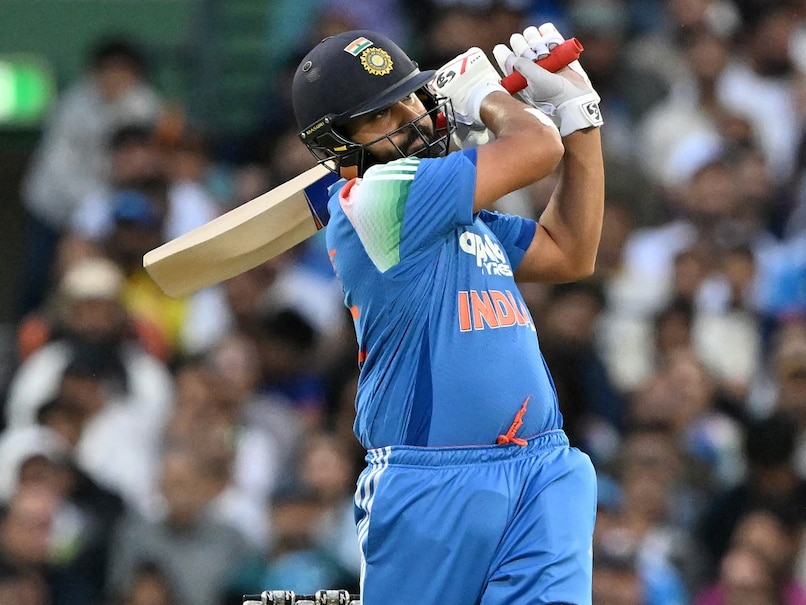 India vs New Zealand live score, 1st ODI: Virat Kohli hits 5th gear ...