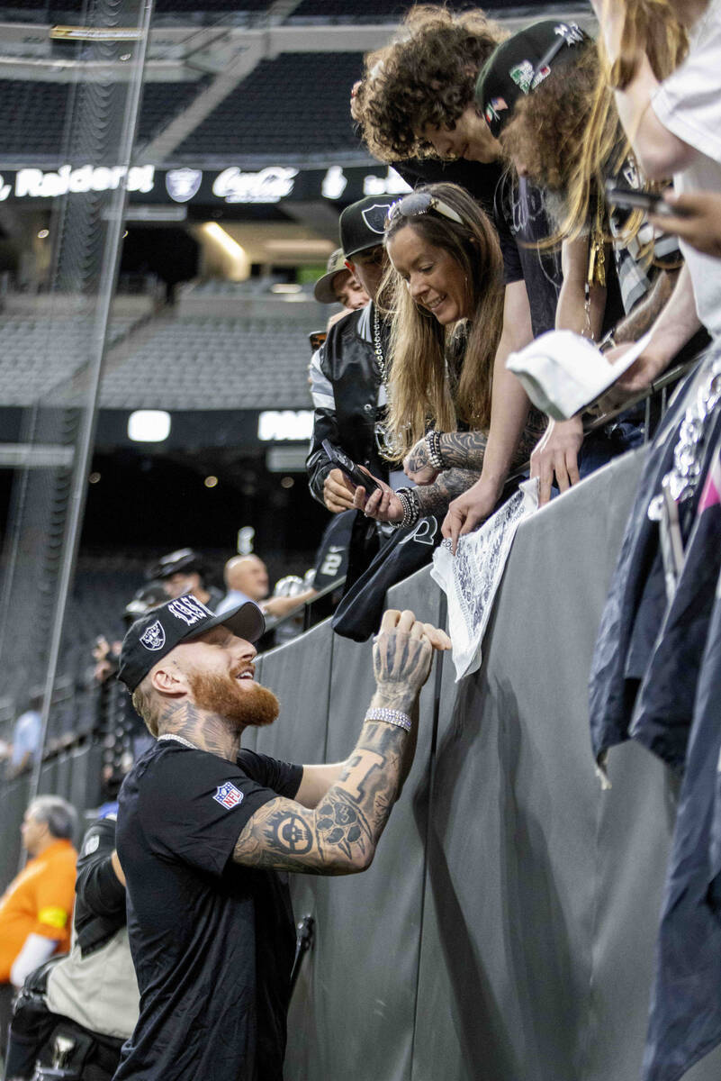 Hill: Raiders must consider trading No. 1 pick in NFL draft