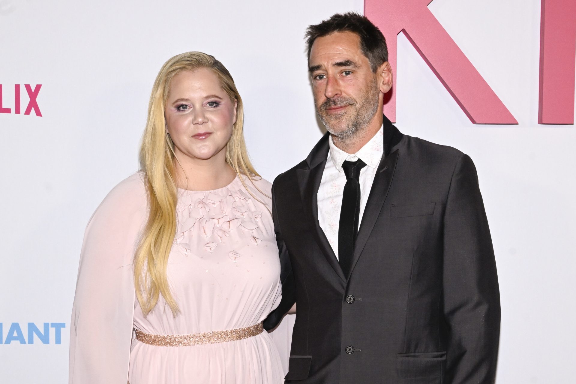 Amy Schumer solicita el divorcio a su esposo, Chris Fischer