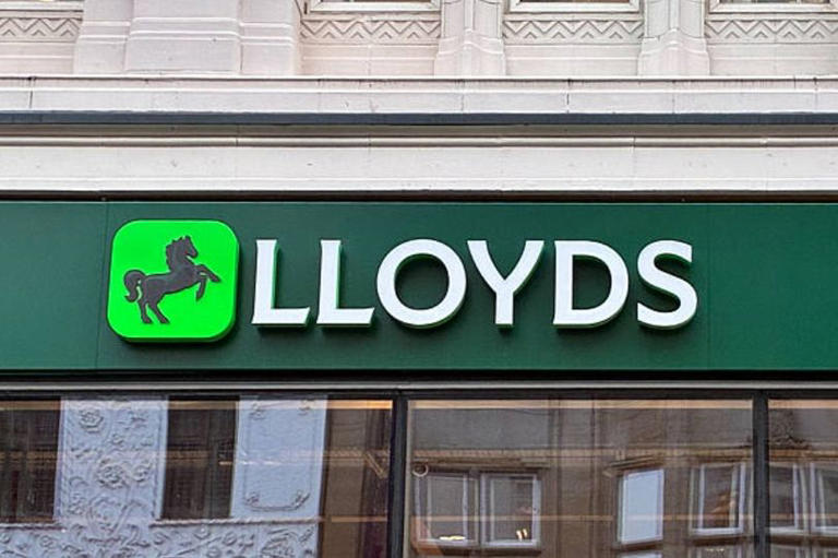 Lloyds Bank speaks out after customers spot £200 missing from bank accounts