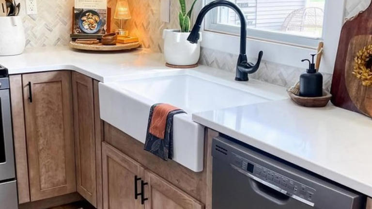 Quartz, marble, and granite countertops: Here's which is actually the ...