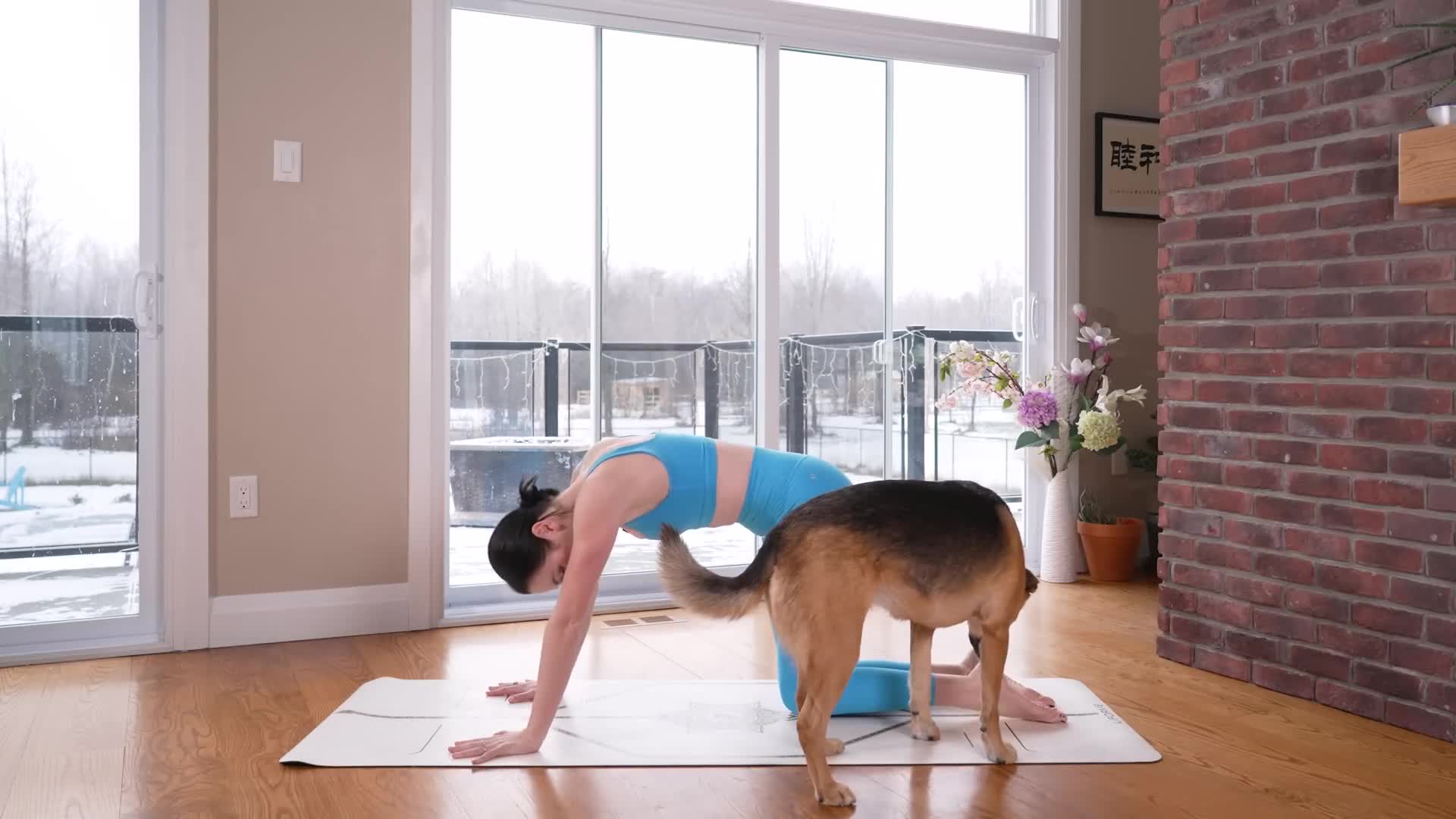 Morning yoga sequence to start your day with strength and focus