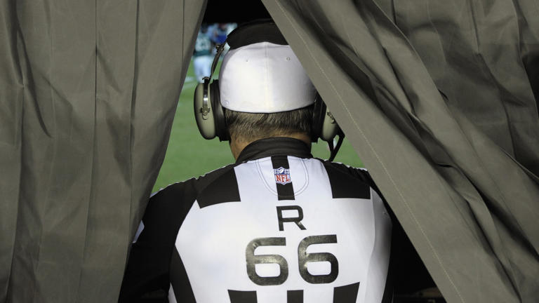 Walt Anderson confirms the NFL's third-foot obsession with completing ...