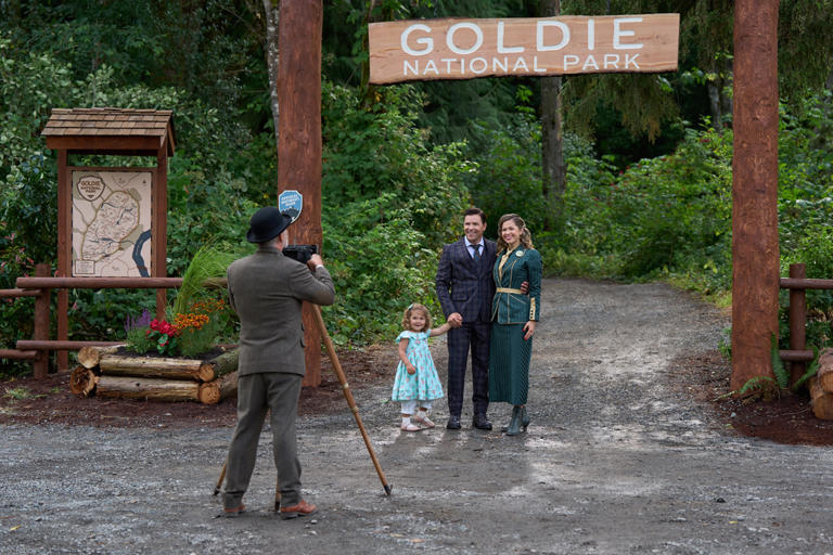 When Calls the Heart star Kavan Smith opens up about Leland becoming a ...