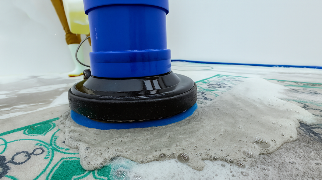 Watch this carpet transform with every swipe