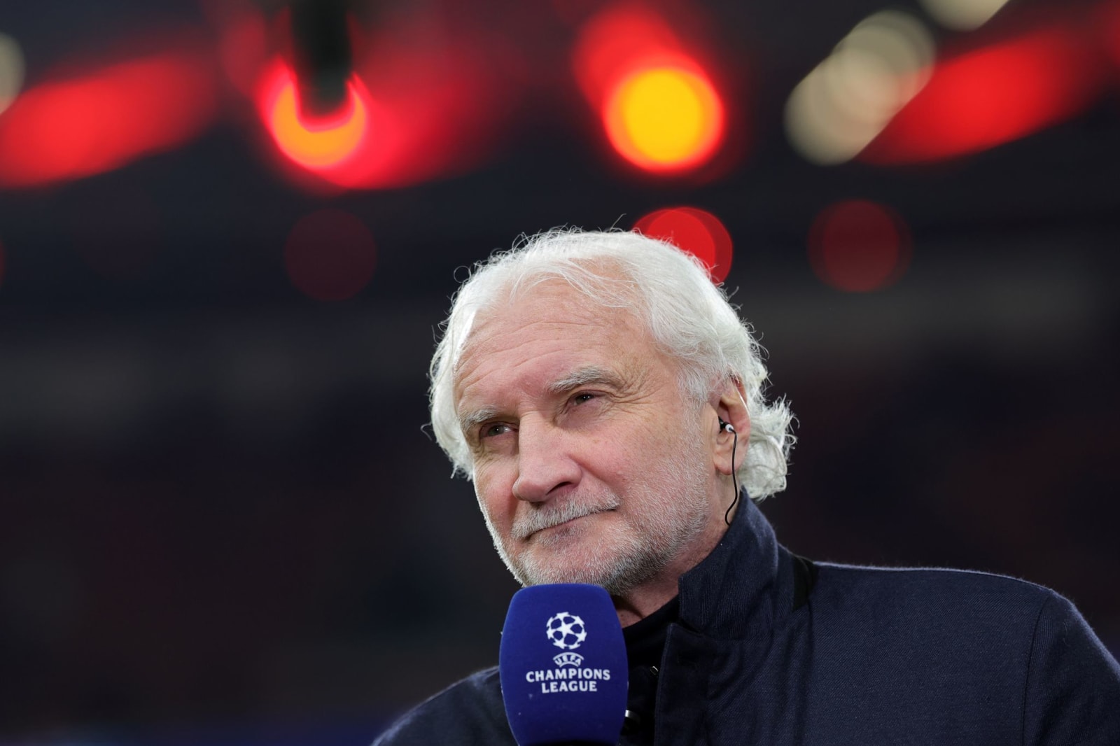 Völler warns: No political debate in Germany World Cup team