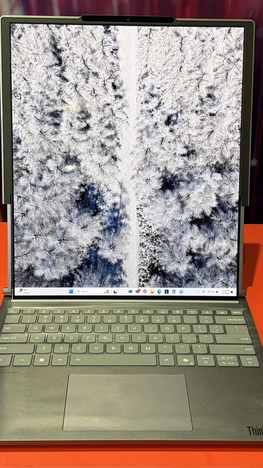 Watch: Lenovo’s rollable gaming laptop expands its screen in seconds