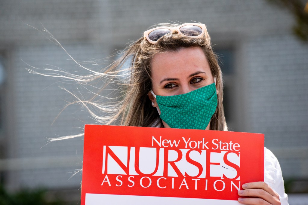 NY nurses union threatens strike with hours until deadline