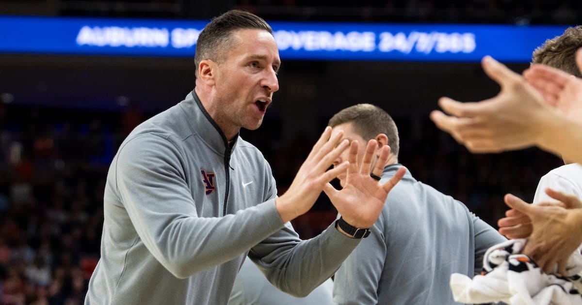 Steven Pearl calls out Auburn players for showing up late, holds them ...