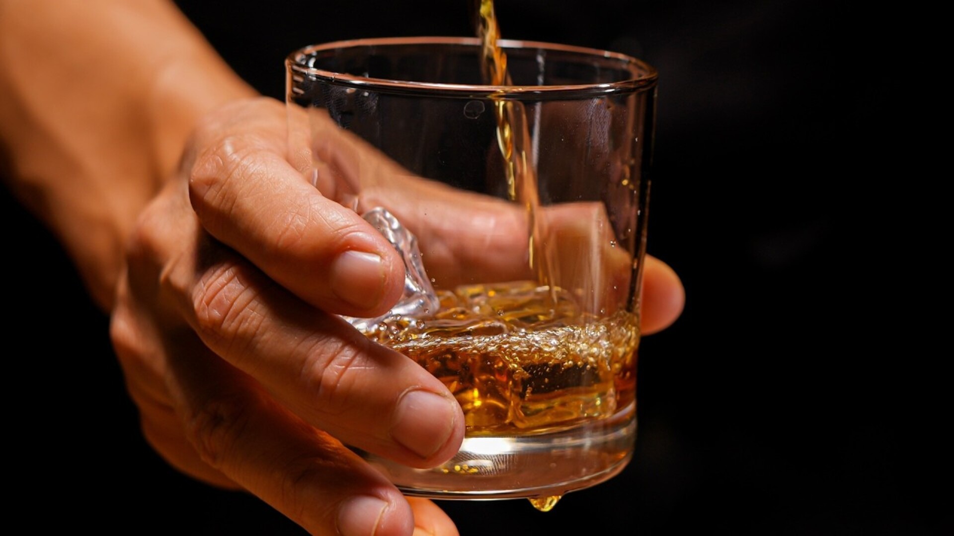 What really happens when you ask the bartender to make your drink 'extra strong'