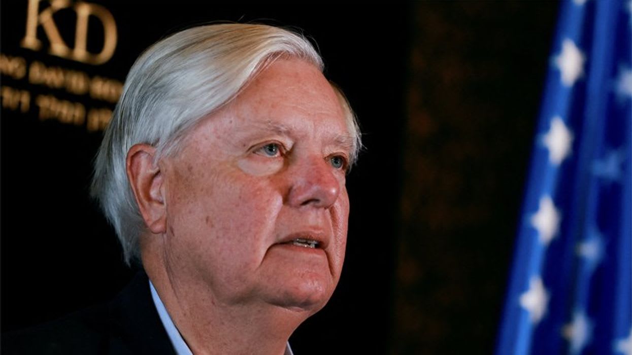 Lindsey Graham issues most explicit threat yet