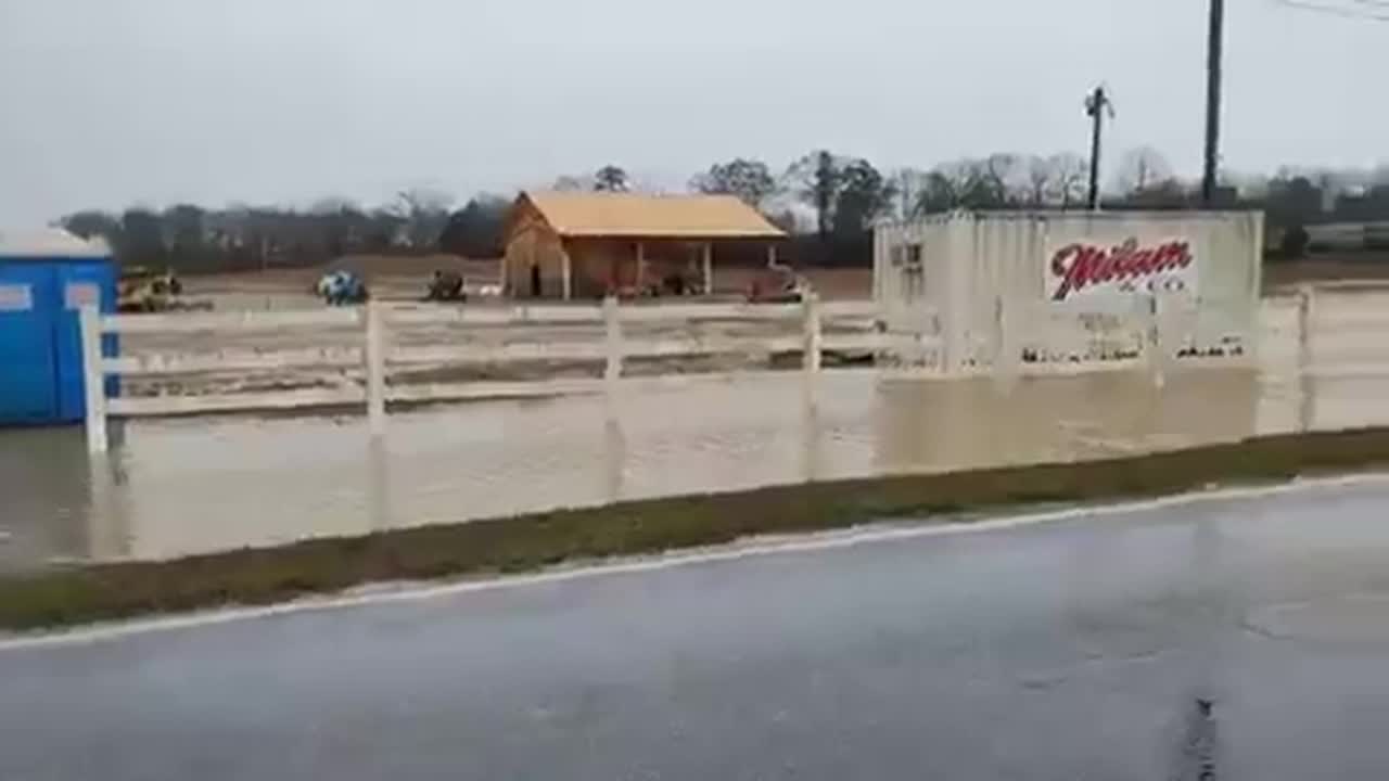 Flash flooding overwhelms Walmart construction site in Lincoln, Alabama ...
