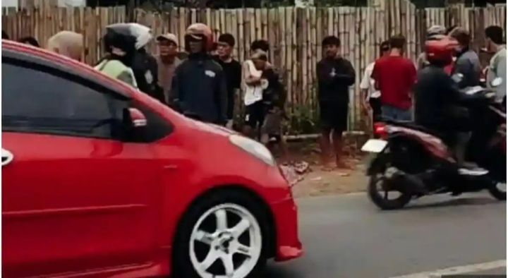 Kronologi kecelakaan sepeda motor tabrak angkot di Sukabumi, korban ...