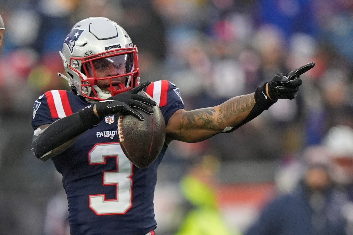 10 things we’re watching in Patriots’ wild-card round matchup with Chargers