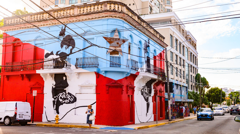 San Juan's 'Avenue of the Arts' is a dazzling strip with shops ...