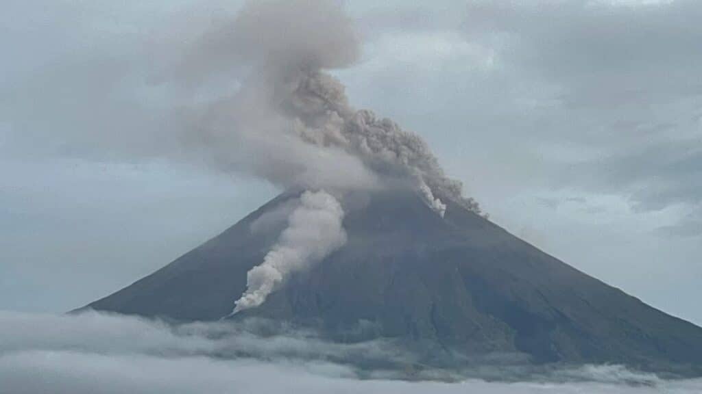 Mayon Volcano showing increased seismic energy release — Phivolcs
