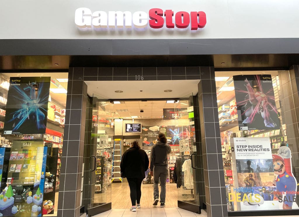 GameStop closes down hundreds of physical stores across the US to start ...