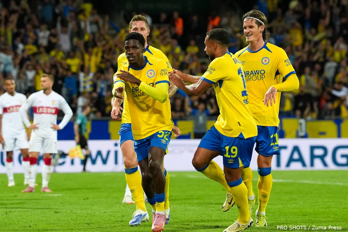 Oud-Feyenoorders: Carranza direct trefzeker, Conteh gaat stap hogerop