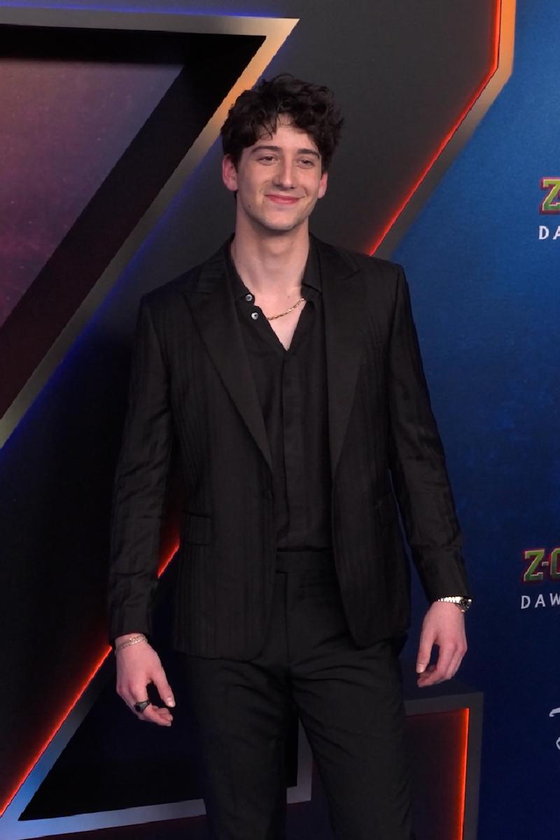 Teagan Croft und Milo Manheim werden die Rollen von Rapunzel und Flynn ...