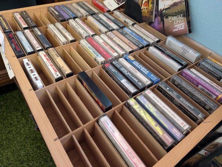 Sixth Street Secondhand offers 'cherry on top' thrift experience | It's ...