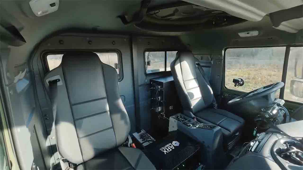 Video: ARX Robotics en Daimler Truck presenteren onbemande militaire ...