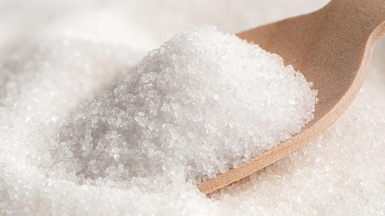 Jaggery vs sugar: Check all the differences here!