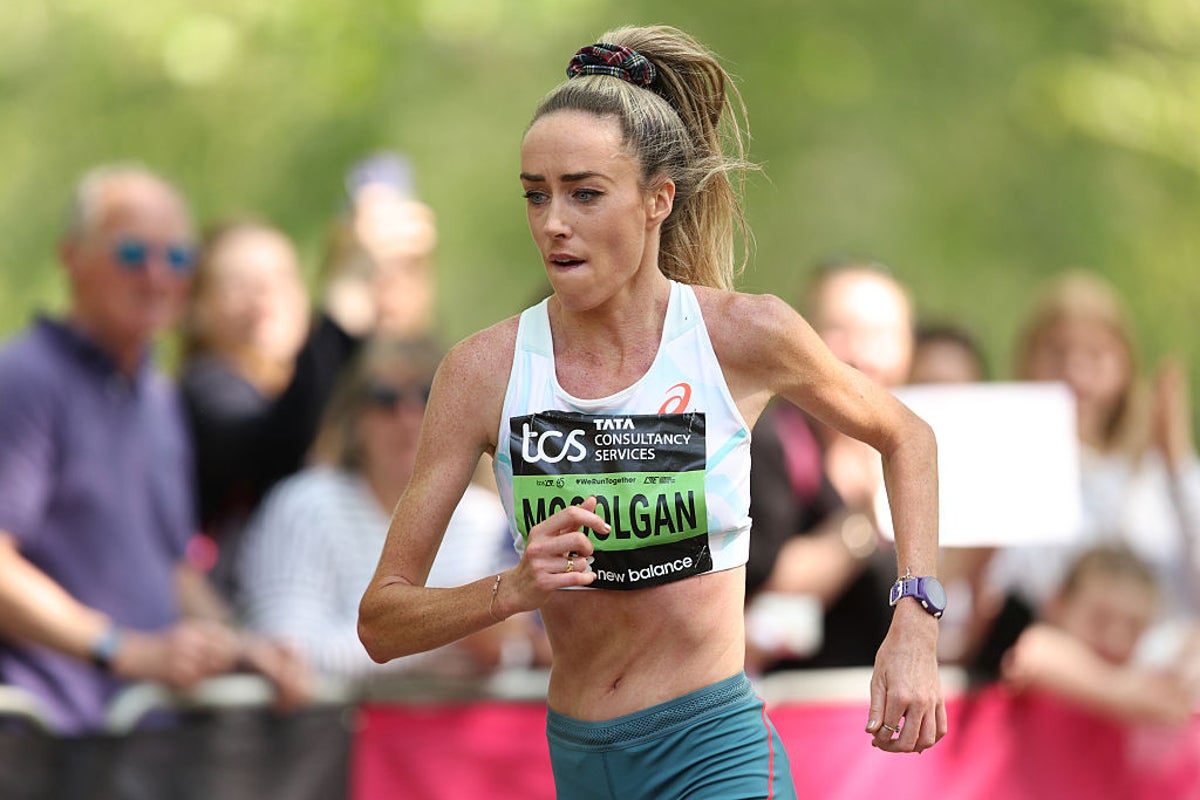 Eilish McColgan reclaims European 10km record in 'bucket list' race