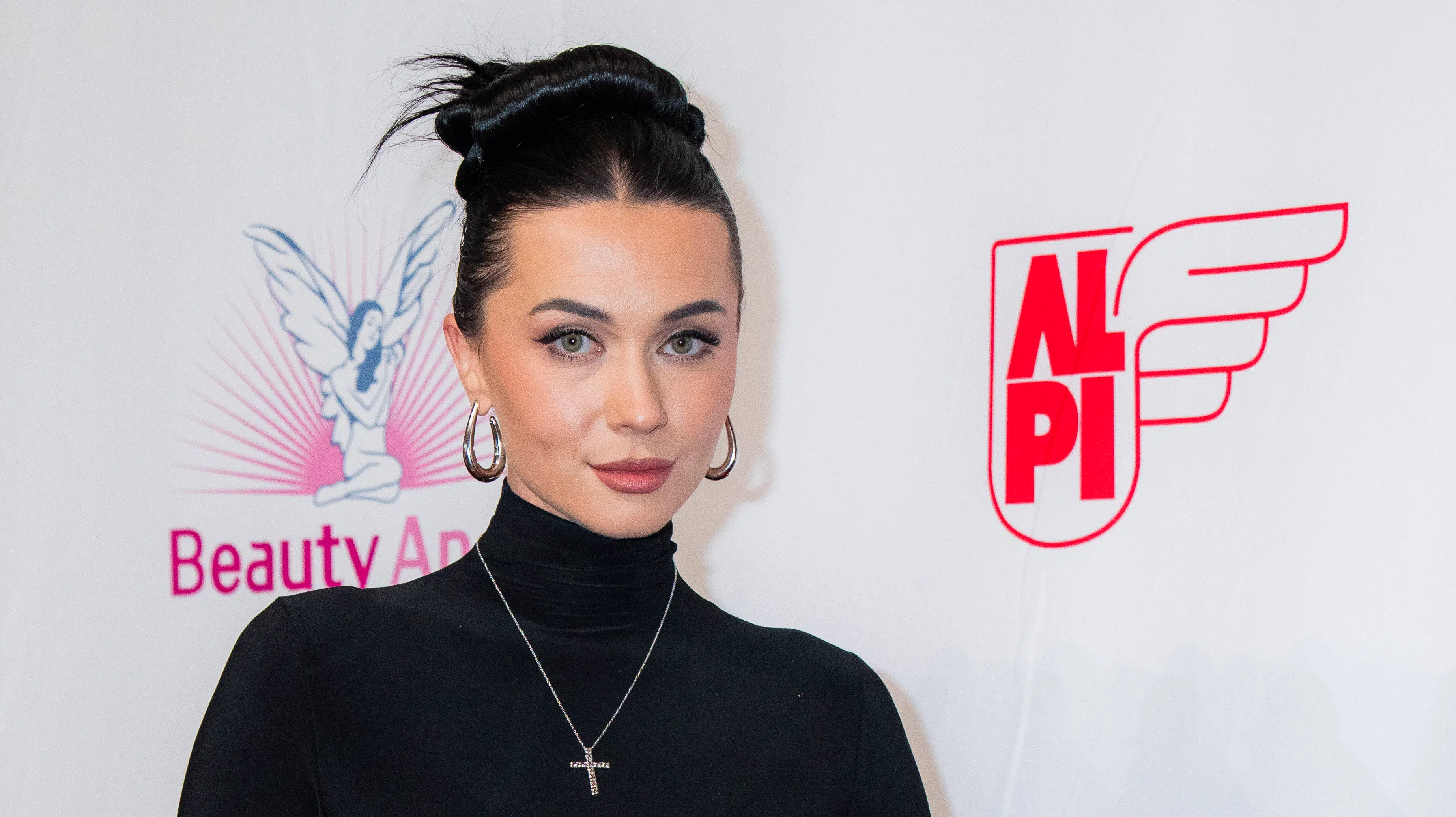 Irina Olsen afslører ny mand i sit liv