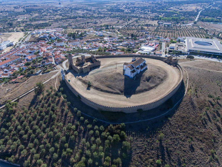 Roteiro no Alentejo: uma viagem entre Mora e Montemor-o-Novo para toda ...