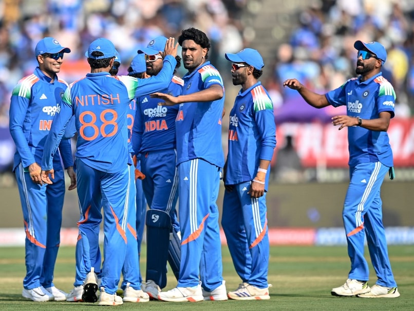India vs New Zealand live score, 1st ODI: Prasidh Krishna joins the ...