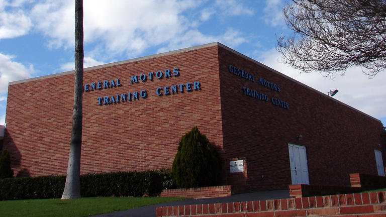 GM eats a $6B write-down as US EV plans flip