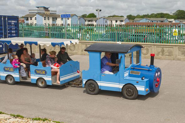 Butlin's issues apology after family abandon £1k nightmare holiday in ...