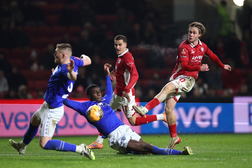 Emil Riis reminder doesn't shift Bristol City's transfer focus as ...