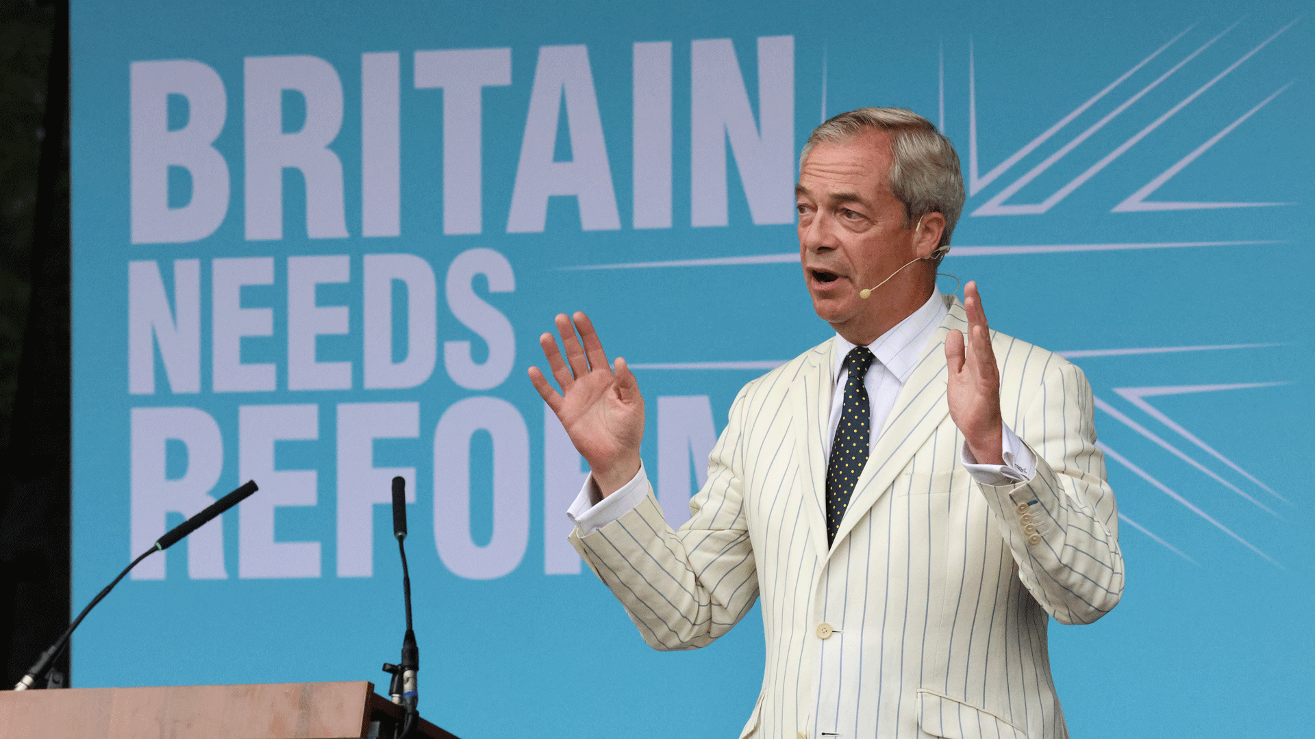 Farage claims Labour is turning its back on Brexit