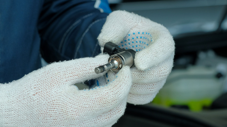 How to clean fuel injectors yourself, and check if they really need it