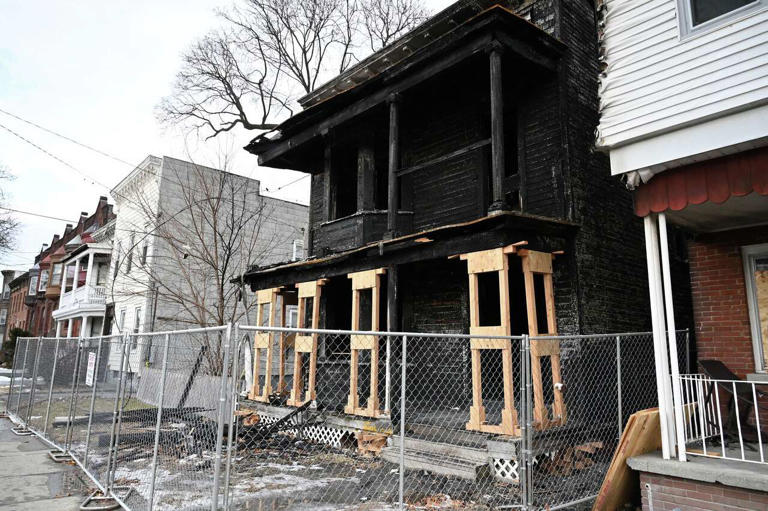 Thousands of city properties have expired occupancy permits